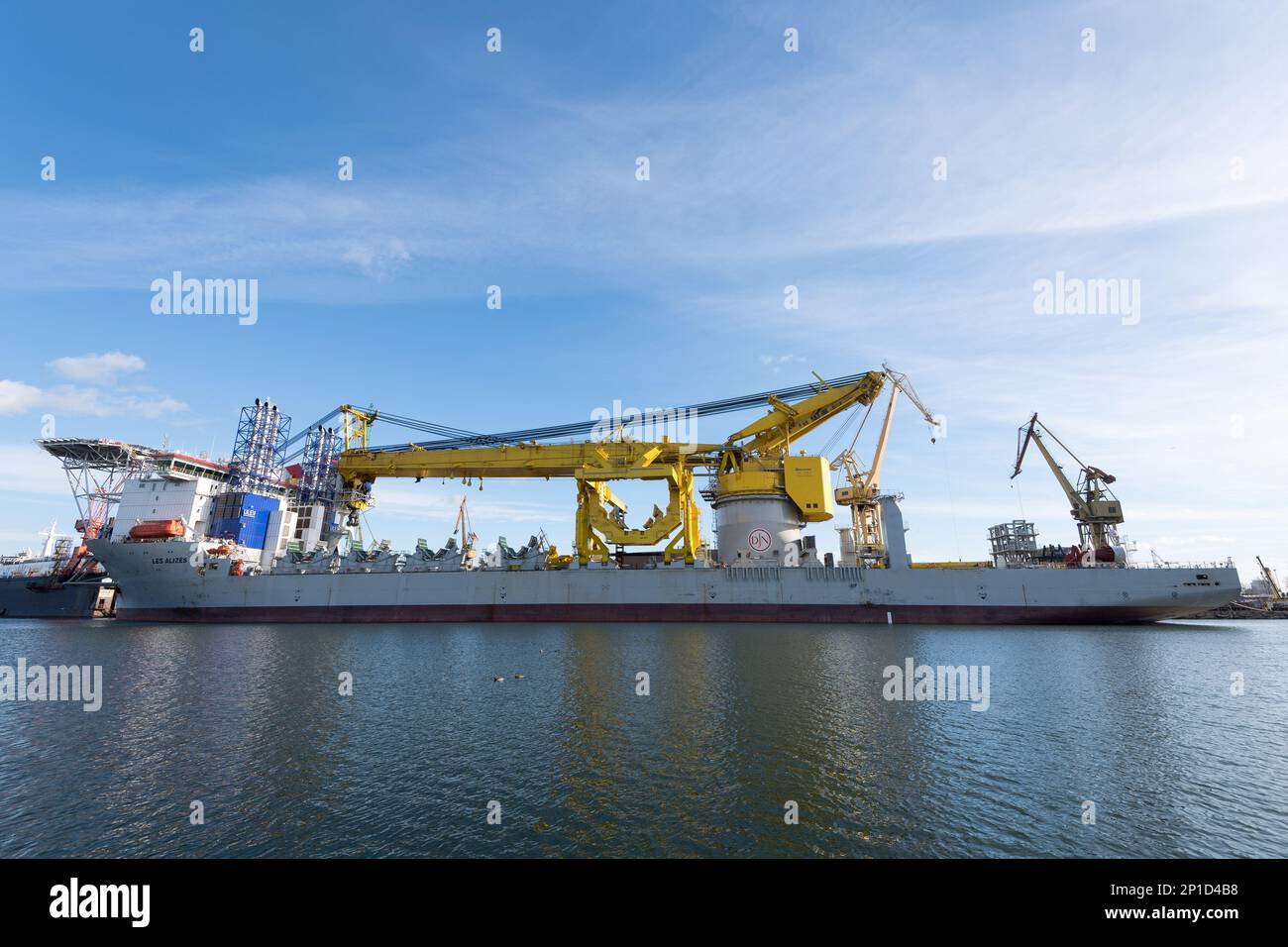 Grue offshore de transport lourd Banque de photographies et d’images à ...