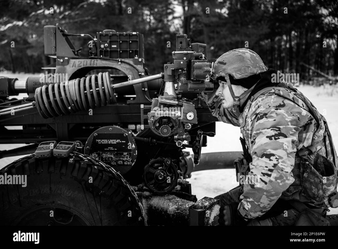 Le Sergent de l'armée Trayton Pankratz, 1-120th Régiment d'artillerie de campagne, Artillerie ...