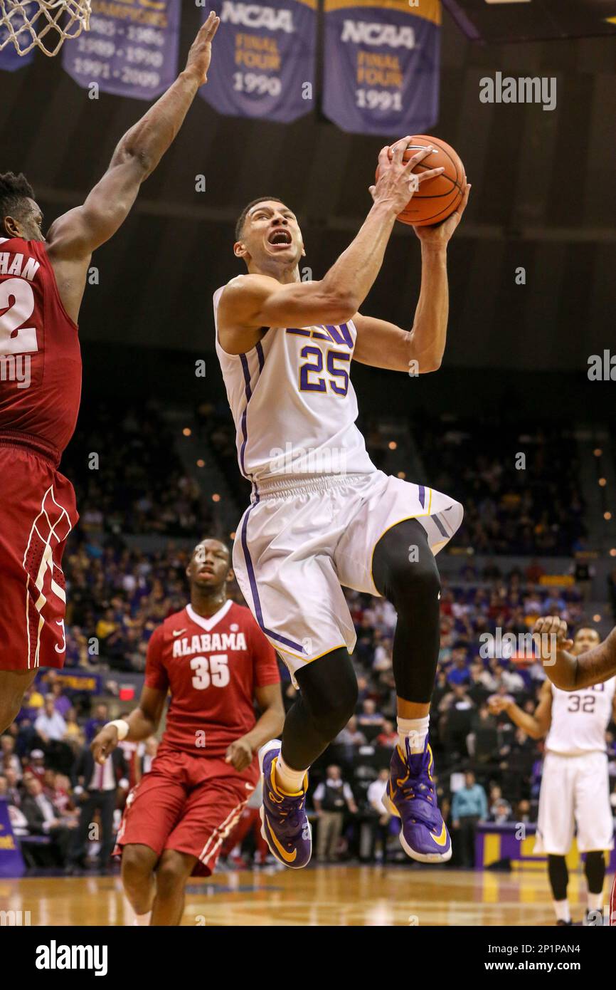February 17, 2016: LSU Tigers forward Ben Simmons (25) shoots a jump ...