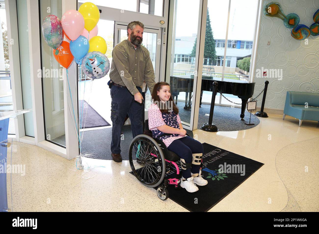 ADVANCE FOR THE WEEKEND OF JAN. 16 - In this Friday, Jan. 8, 2016 photo ...