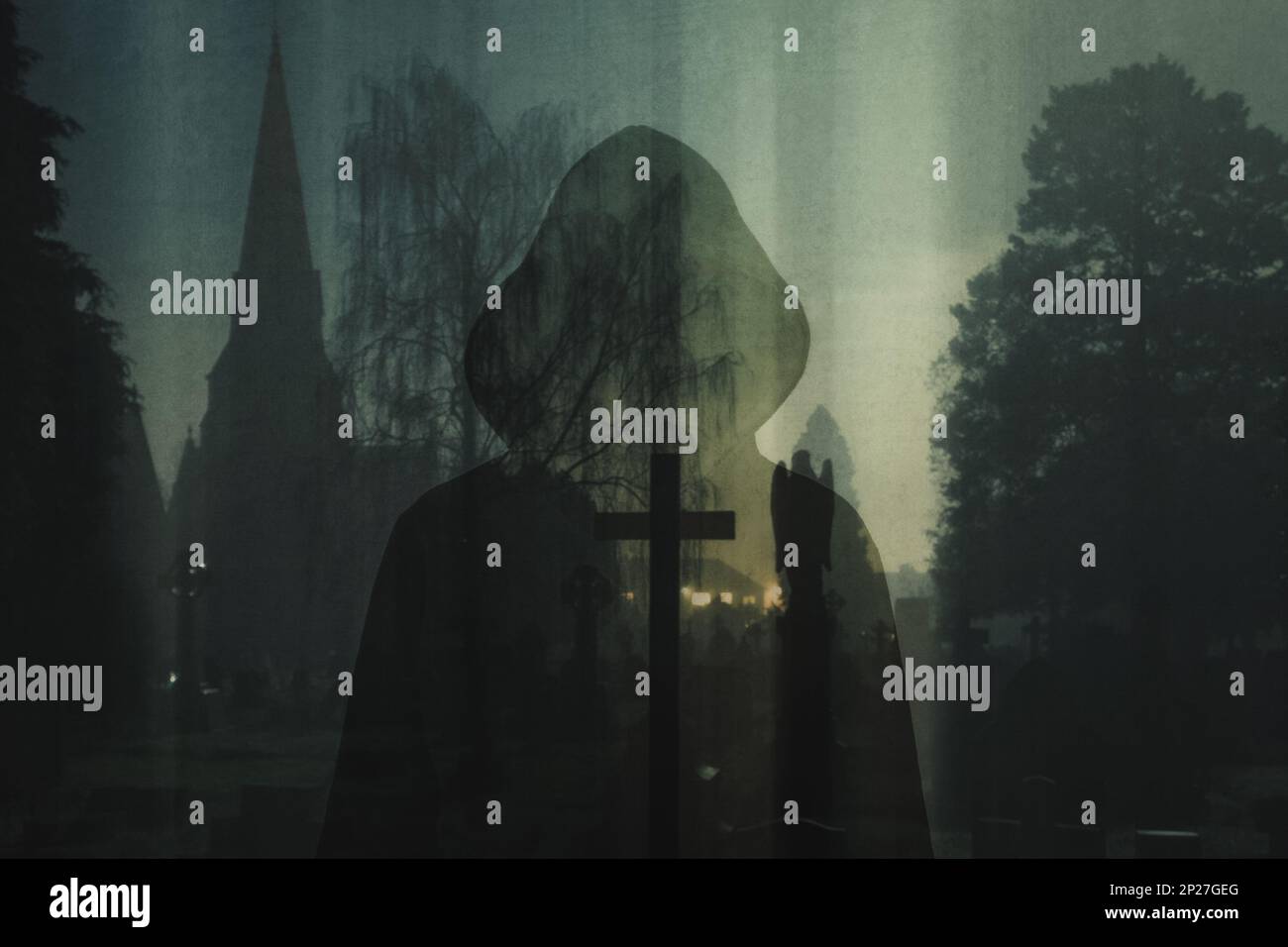 Une double sinistre d'exposition d'une silhouette mystérieuse d'une ...