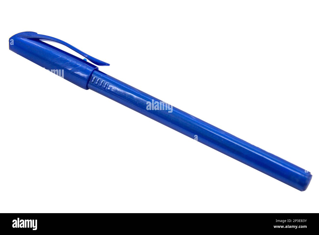 Stylo bille bleu école écrire isolé sur le fond blanc Photo Stock - Alamy