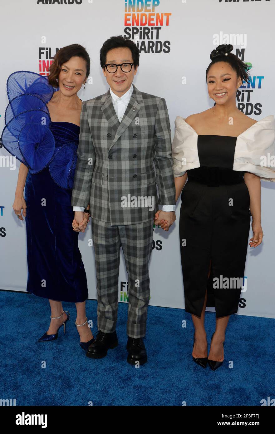 Stephanie hsu michelle yeoh Banque de photographies et d’images à haute ...
