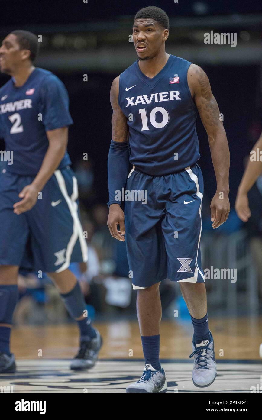 January 10, 2015: Xavier Musketeers guard Remy Abell (10) during the ...