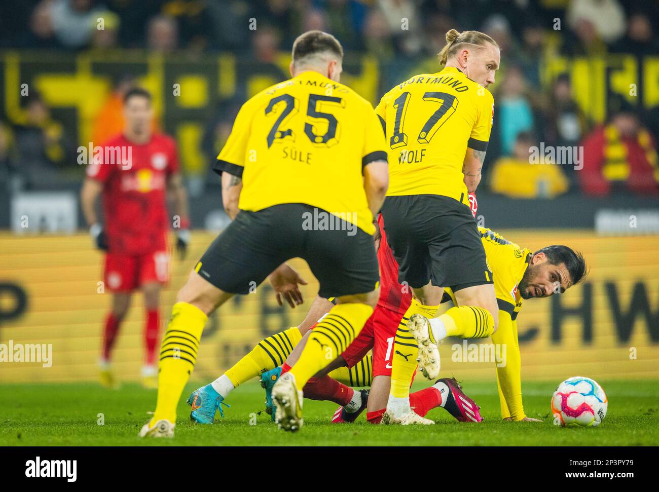 Dortmund, Allemagne. 3rd mars 2023. Emre CAN (BVB), Marius Wolf (BVB ...