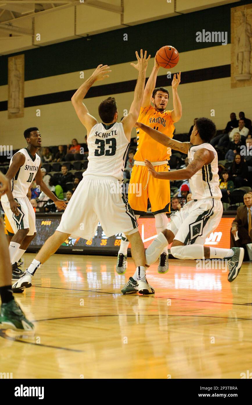 2014 November 29 | Saturday: JT Yoho (11) Forward Wright State ...