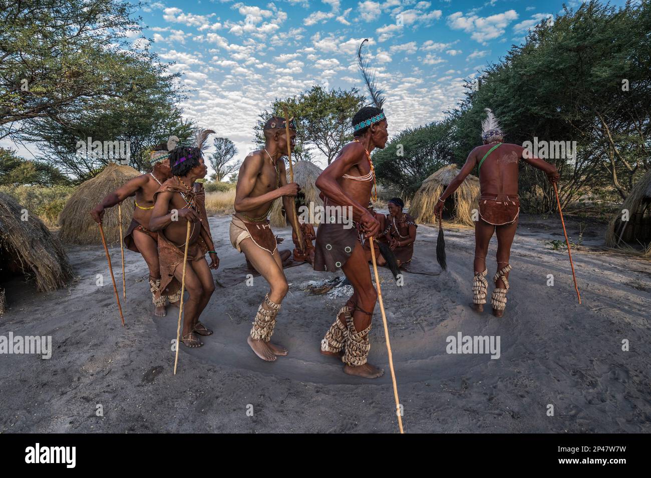 San tribe Banque de photographies et d’images à haute résolution - Alamy