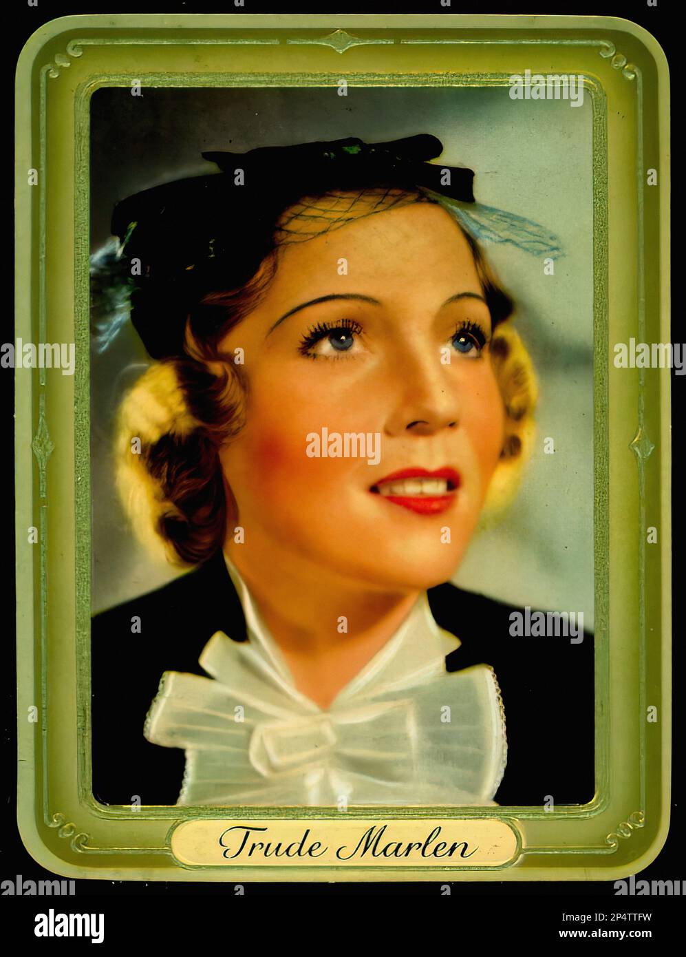 Portrait de l'actrice Trude Marlen - carte à cigarettes allemande ...