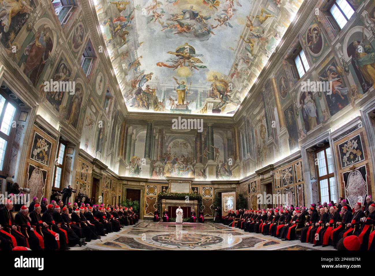 Pope Francis addresses the Vatican Curia, in the Clementine hall, at ...