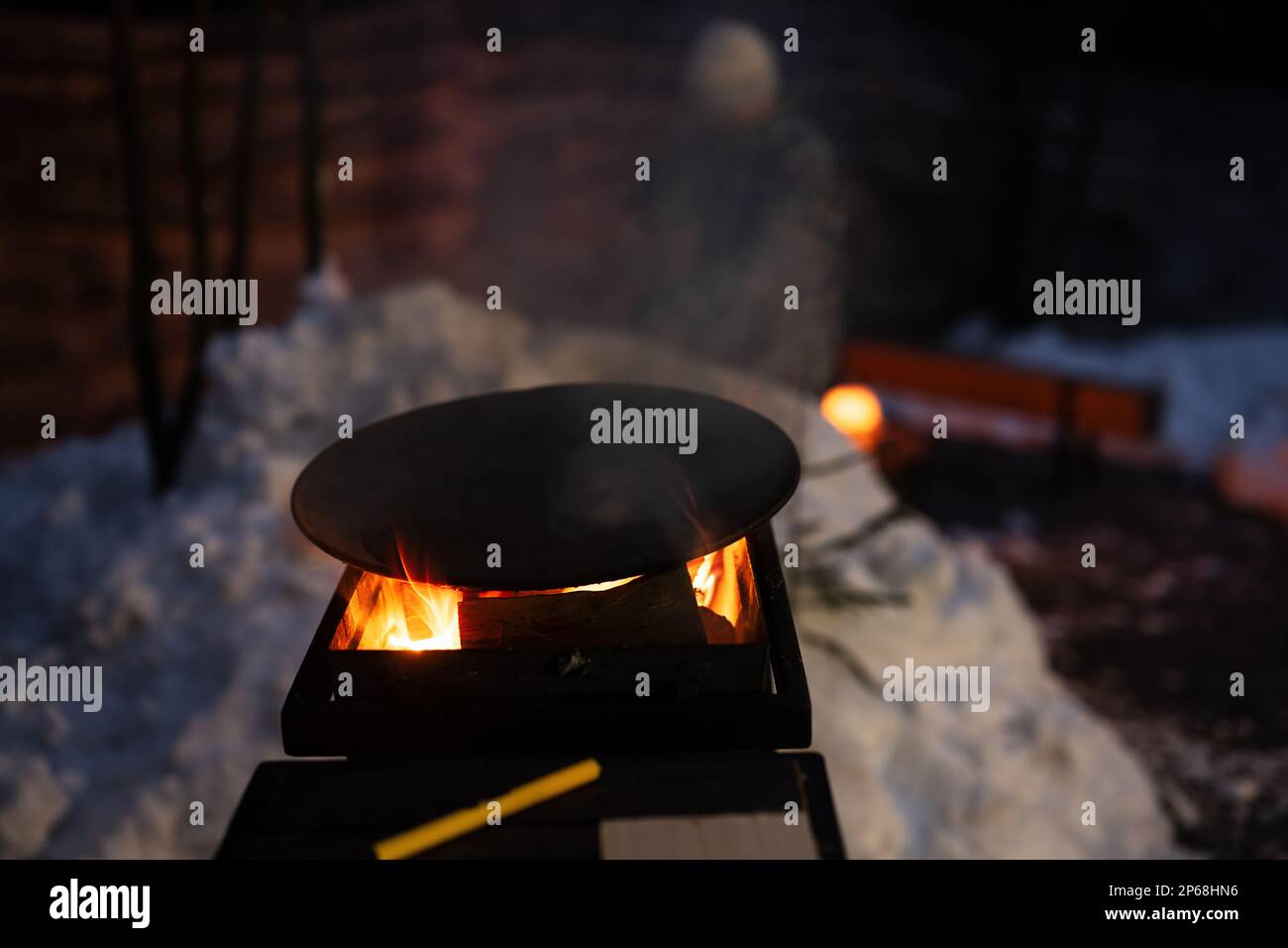 Barbecue au feu de bois Banque de photographies et d’images à haute ...