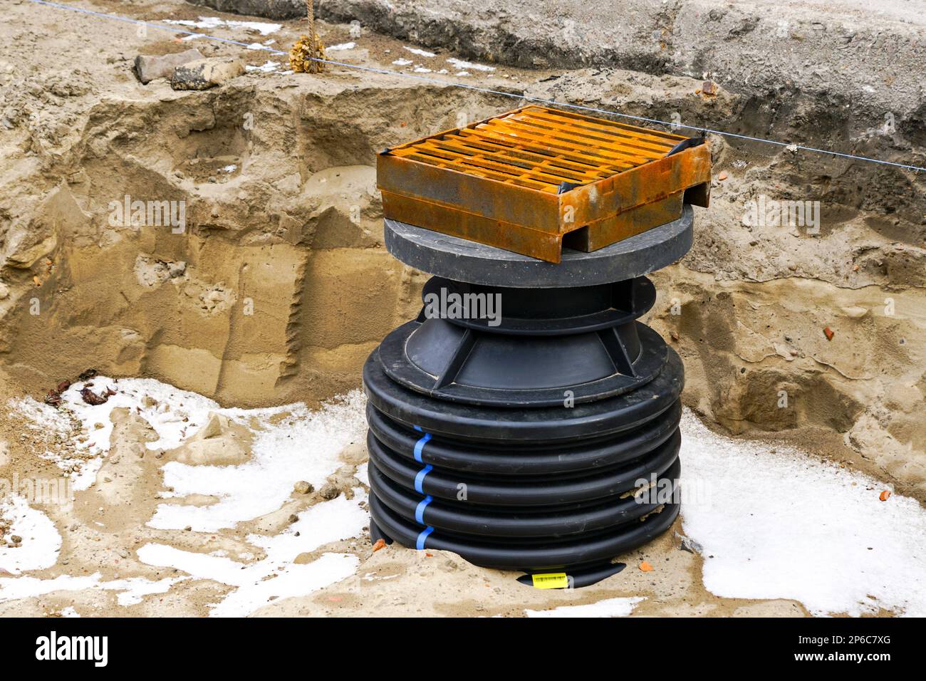 Installation d'un nouveau puits de drainage des eaux de pluie dans la ...