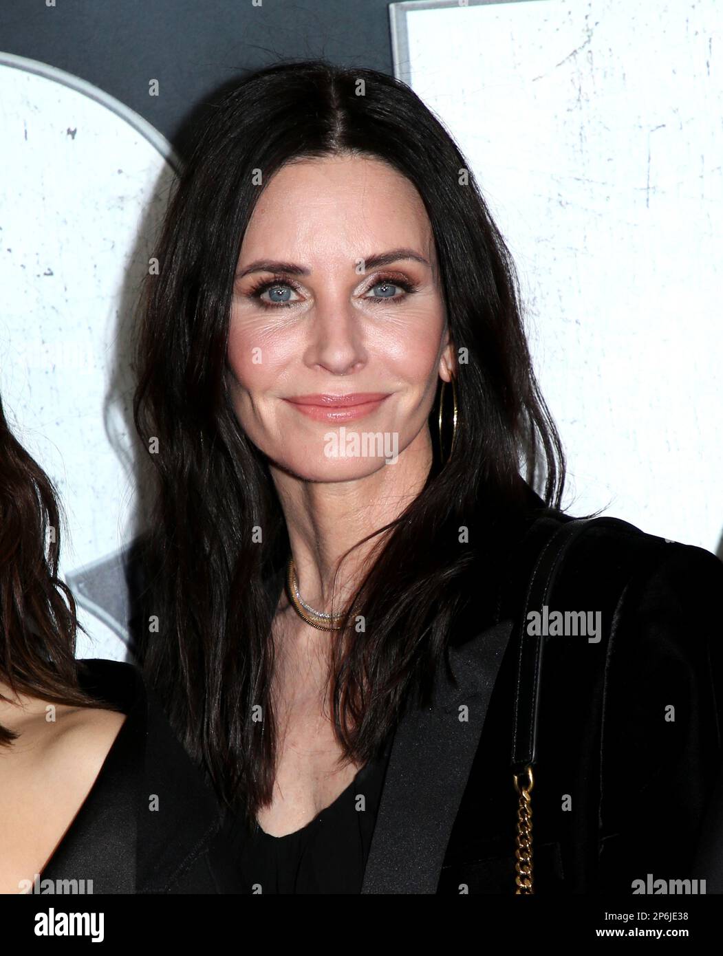New York City, NY, 6 mars 2023, Courteney Cox assister à la première ...
