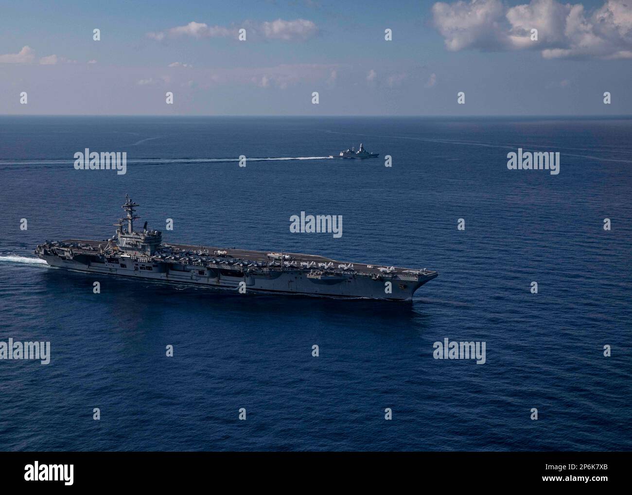 230305-N-YD731-1777 MER ADRIATIQUE (5 mars 2023) la frégate de Carlo ...