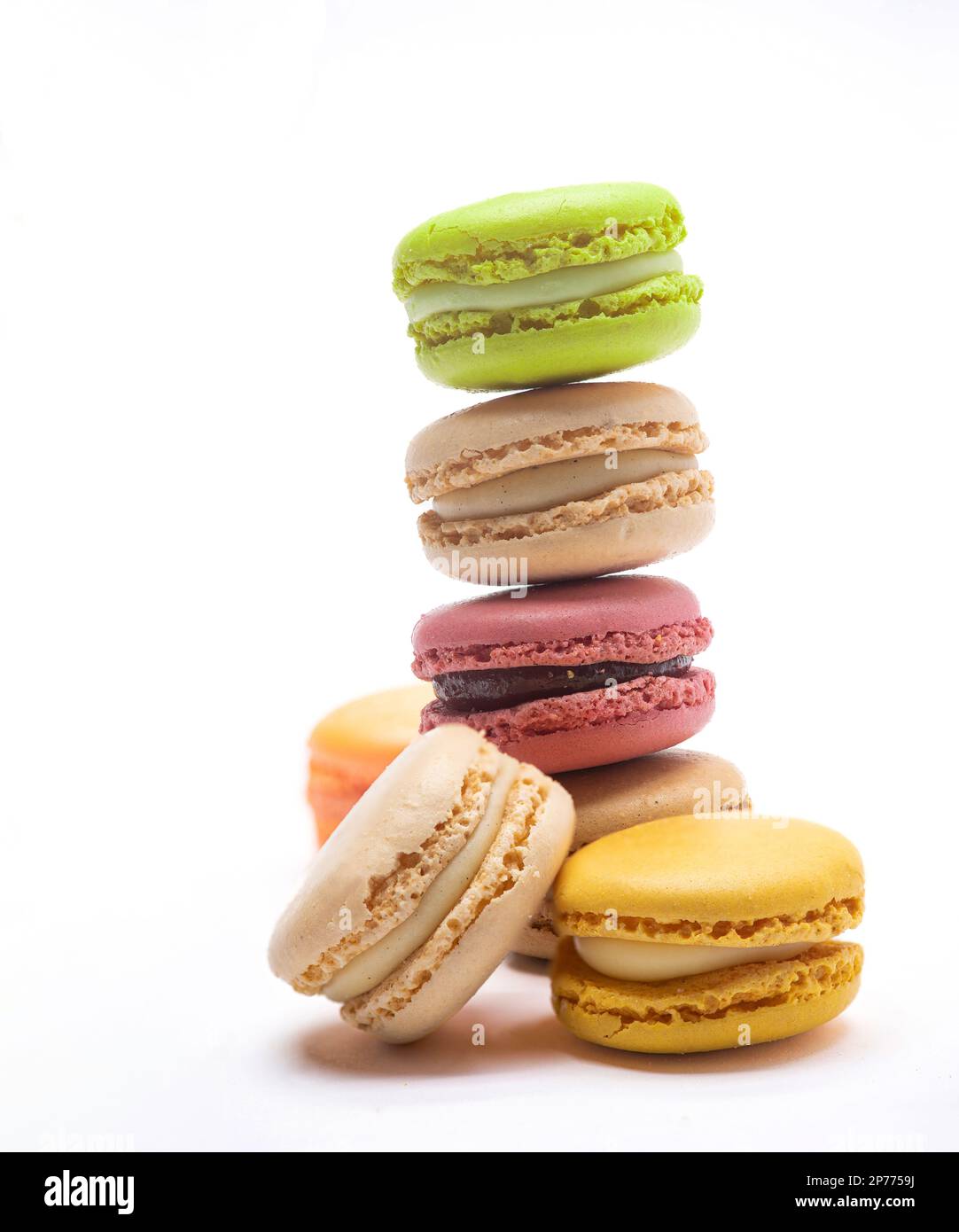 Macarons isolés Banque de photographies et d’images à haute résolution ...