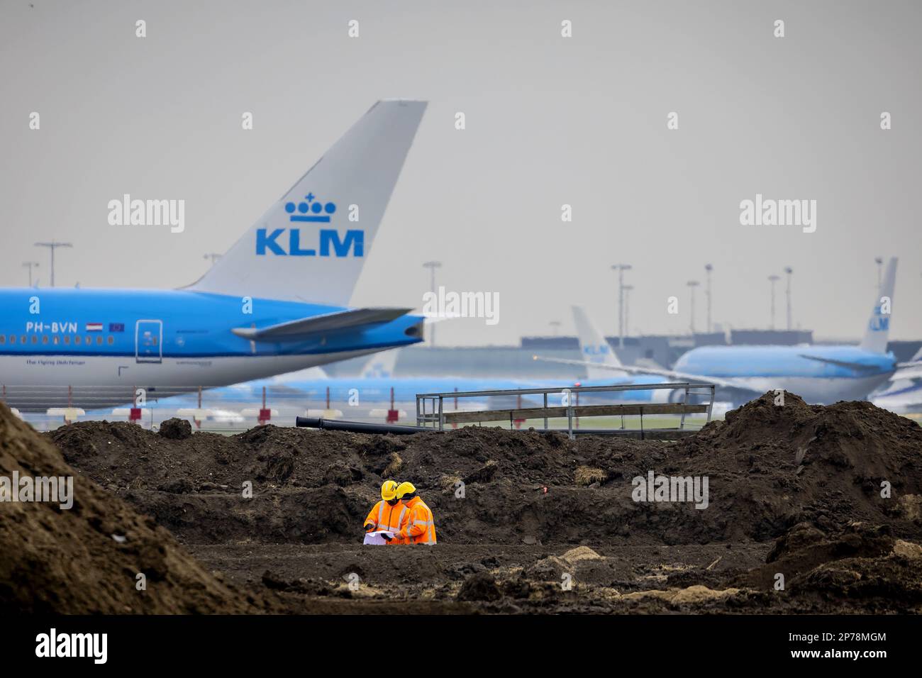 Travaux sur la piste de schiphol Banque de photographies et d’images à ...