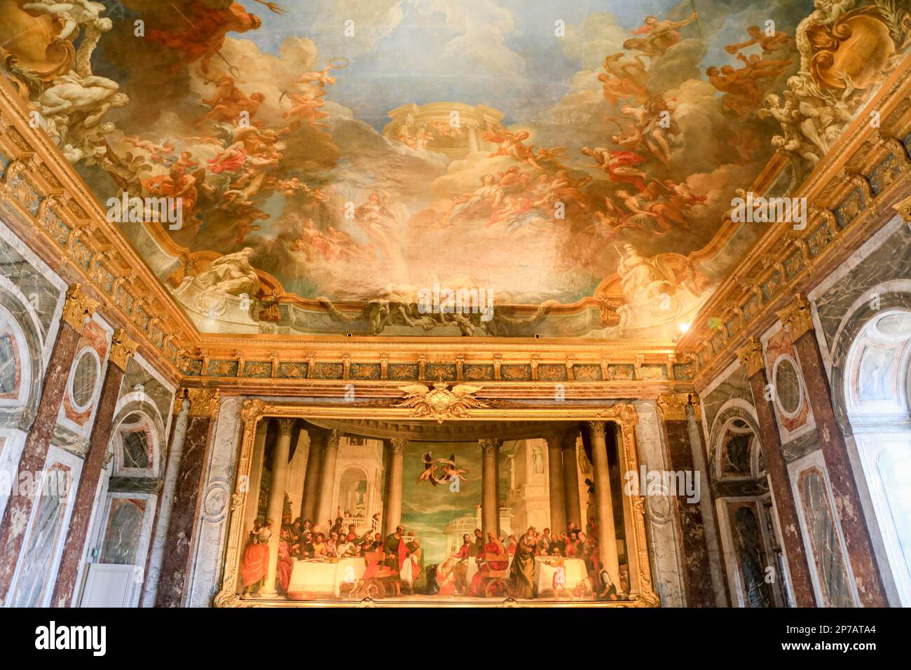 Hercules Hall avec une peinture monumentale le dîner dans la Maison de ...