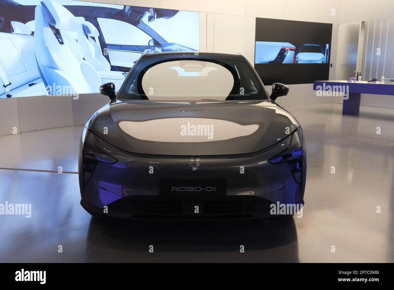 Geely auto Banque de photographies et d’images à haute résolution - Alamy