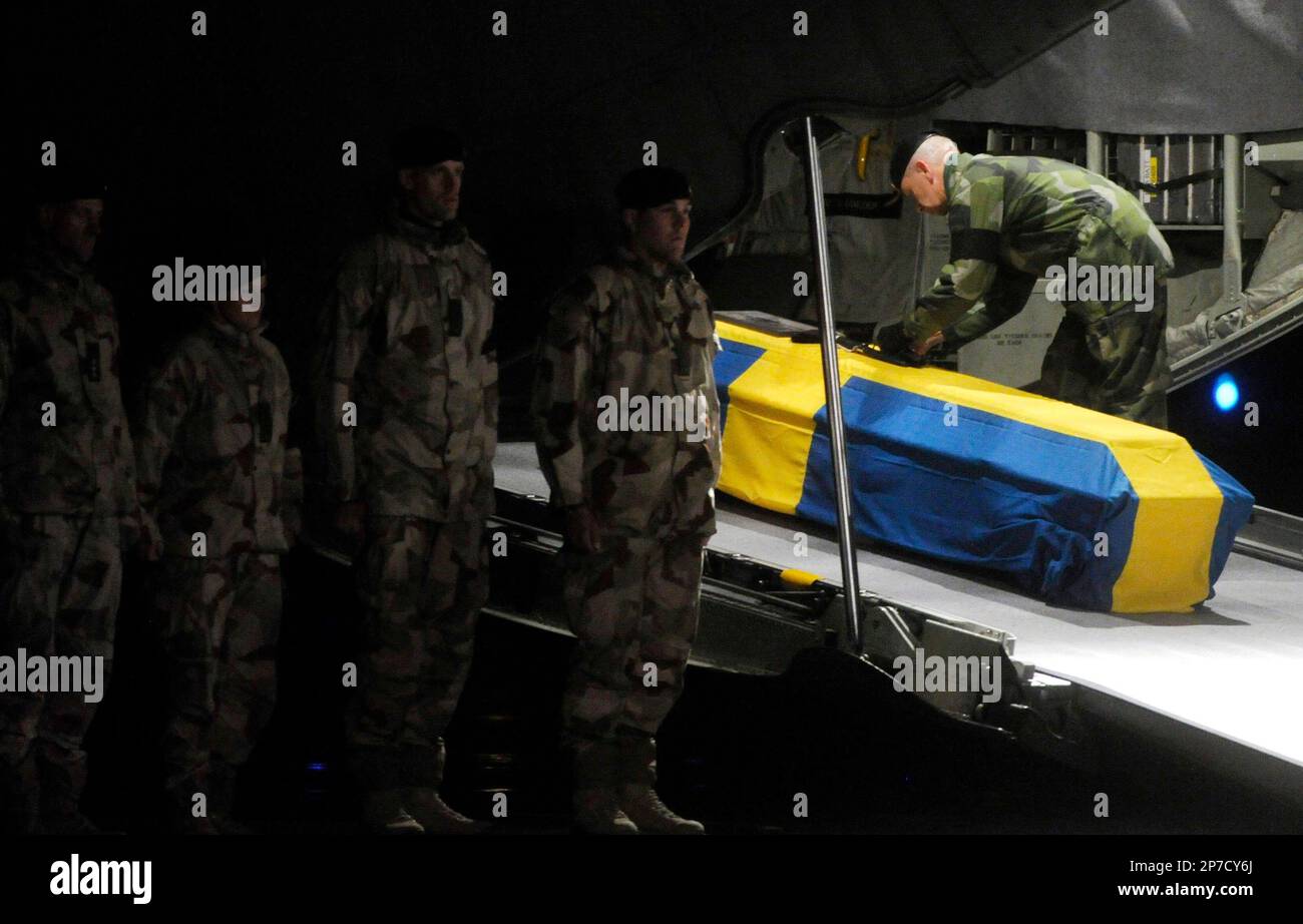 Chief of Defense of the Swedish Armed Forces, General Sverker Göranson ...