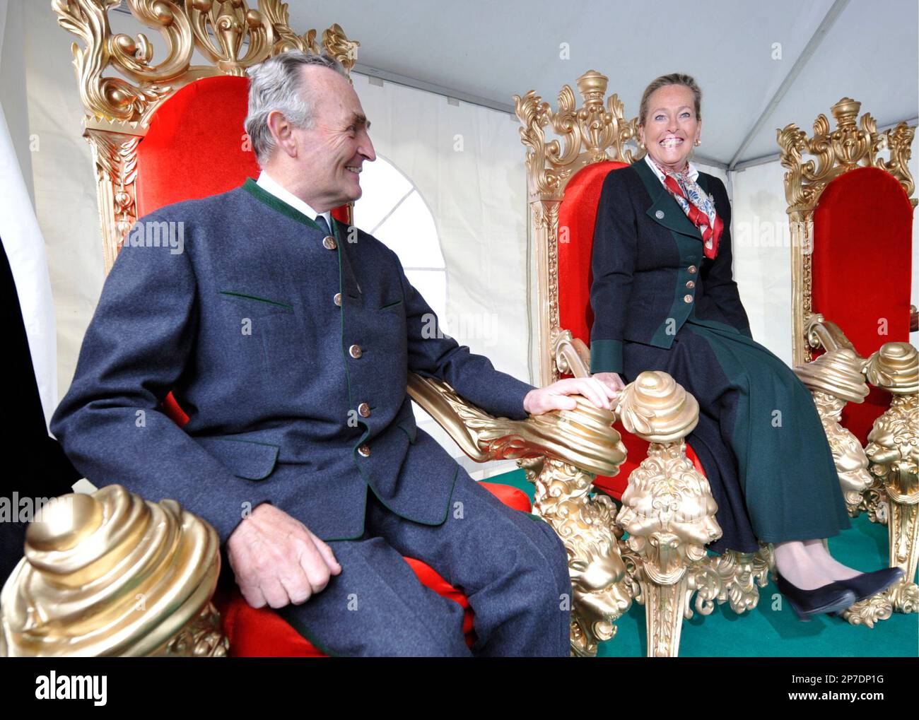 Franz Herzog von Bayern, Oberhaupt des Hauses Wittelsbach, und seine ...