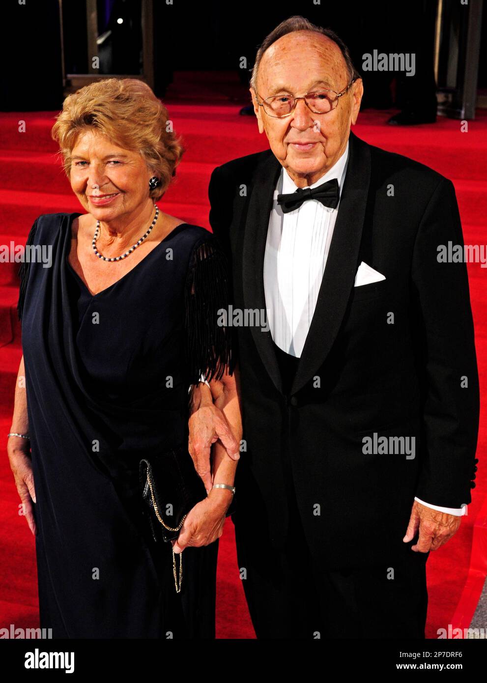Der ehemalige Aussenminister Hans-Dietrich Genscher (FDP) und Frau ...