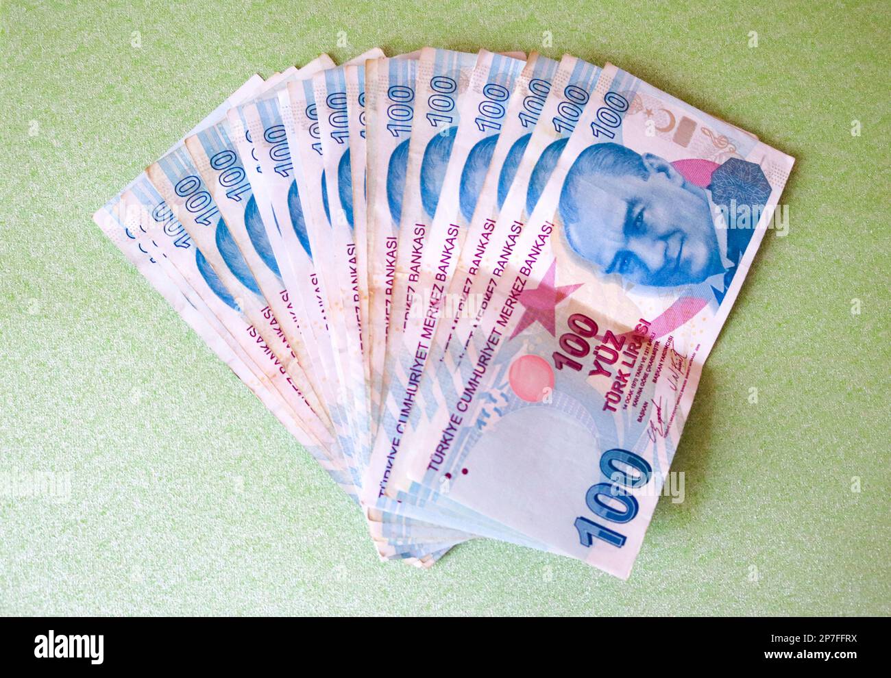 Turkish lira symbol Banque de photographies et d’images à haute ...