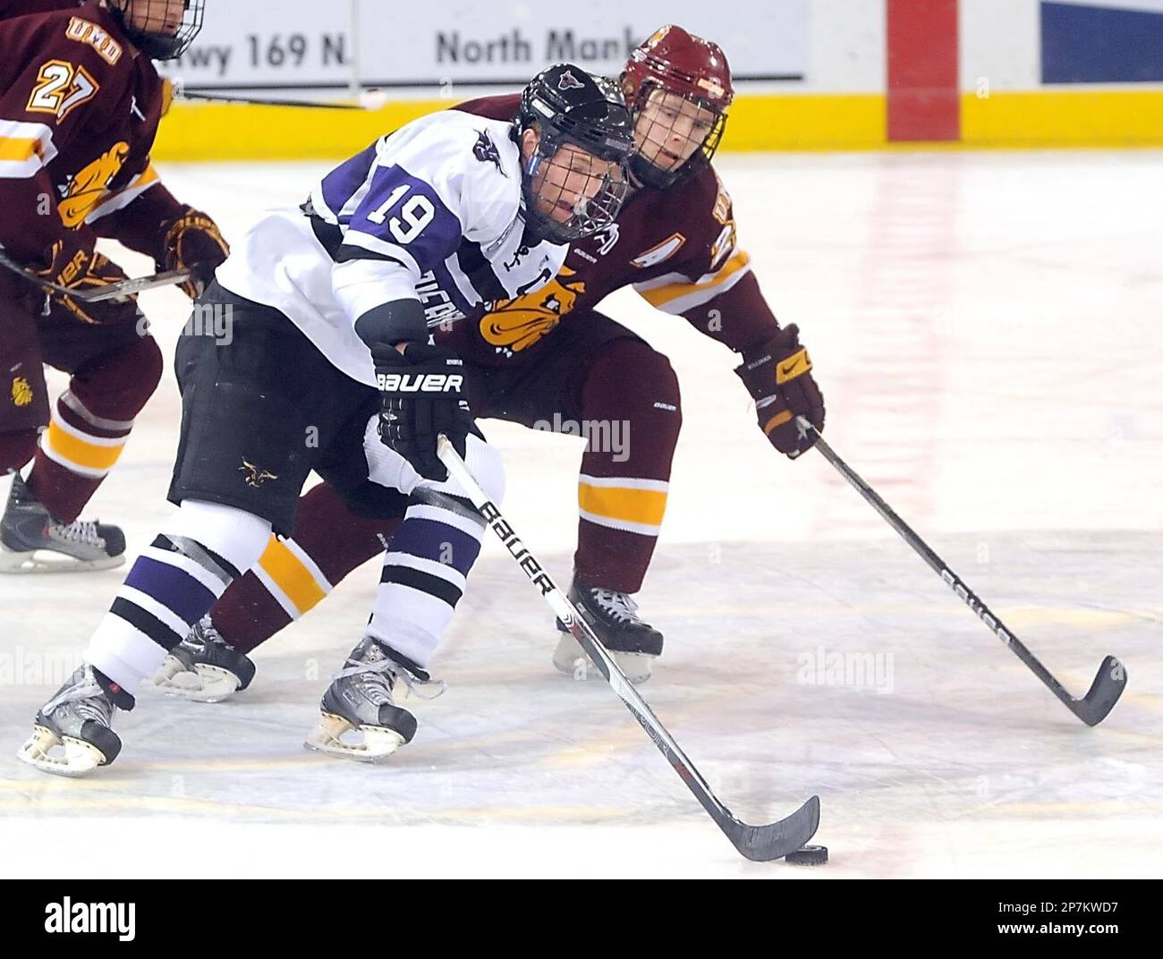 Minnesota State Mankato's Geoff Irwin and Minnesota Duluth's Travis ...