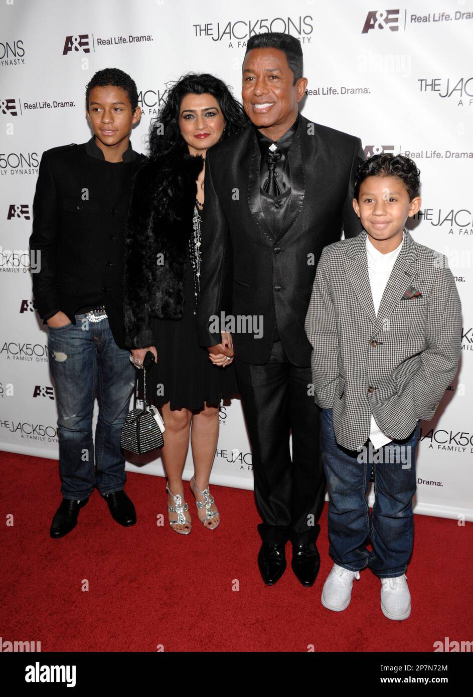 Singer Jermaine Jackson, second from right, his wife Halima Rashid ...