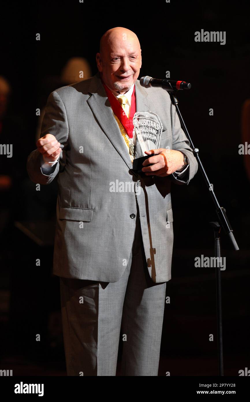 Fred Foster makes a speech as he is inducted into the Musicians Hall of ...