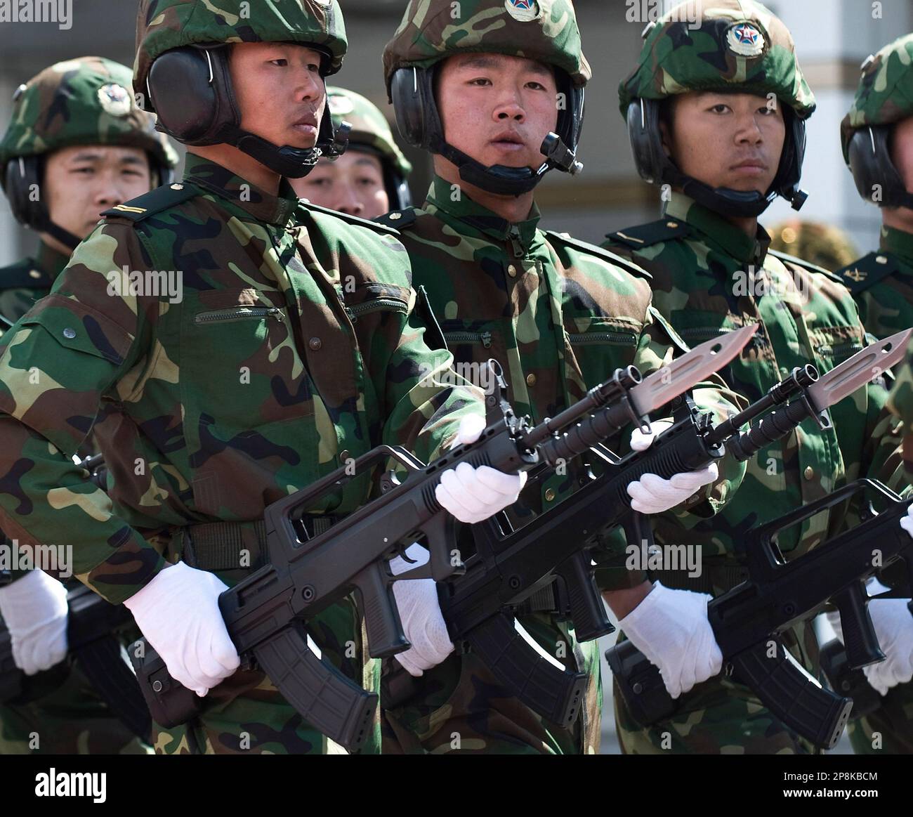 Soldiers from the People's Liberation Army (PLA) 6th Armored Division ...