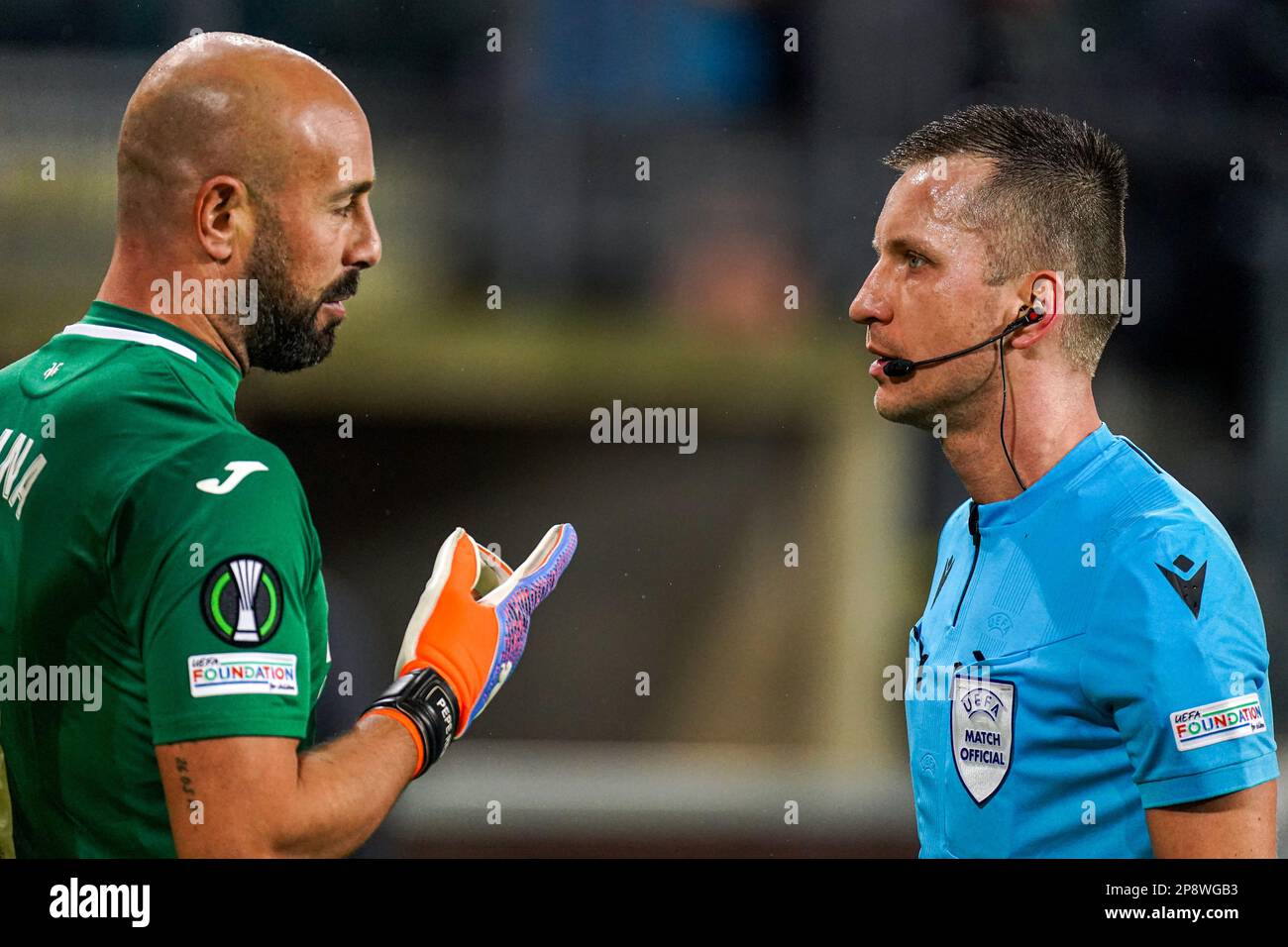 Stade anderlecht Banque de photographies et d’images à haute résolution ...
