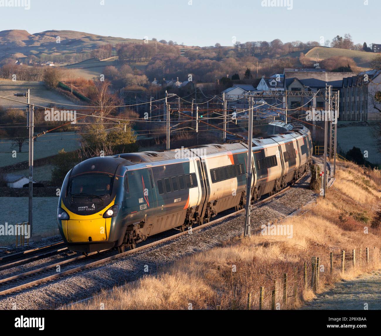 Train pendulaire pendolino classe 390 Banque de photographies et d ...
