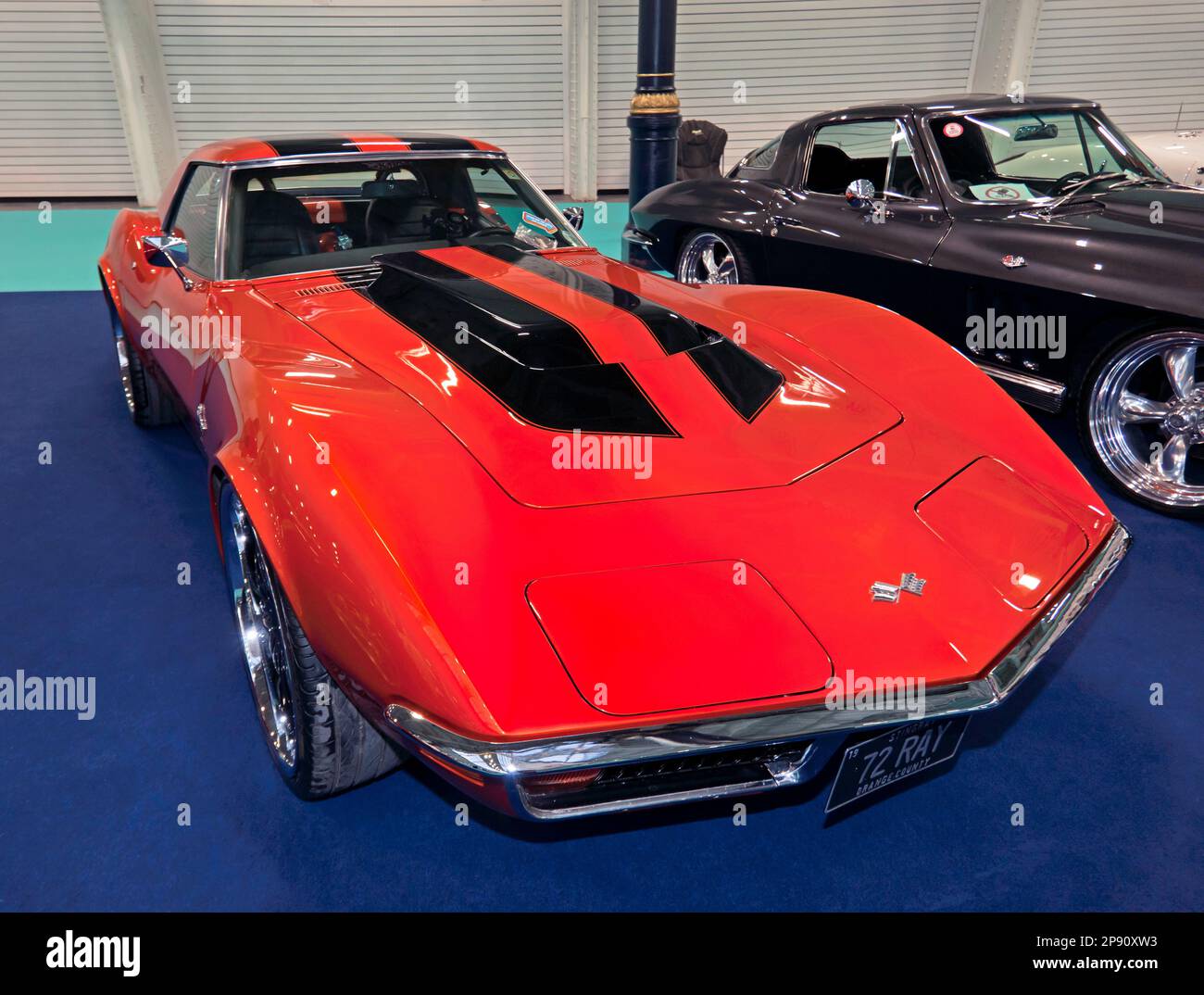 Vue des trois quarts avant d'une Corvette 1972 de Chevrolet (C3), qui ...