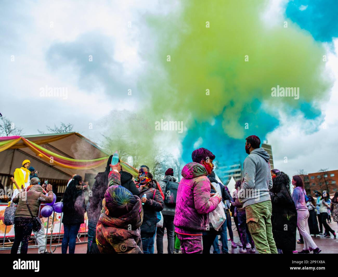 7 mars, la Haye. Des millions de personnes dans le monde célèbrent le ...