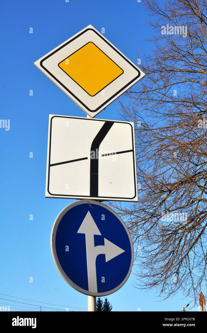 Signalisation routière. Dessin graphique pour communiquer des ...