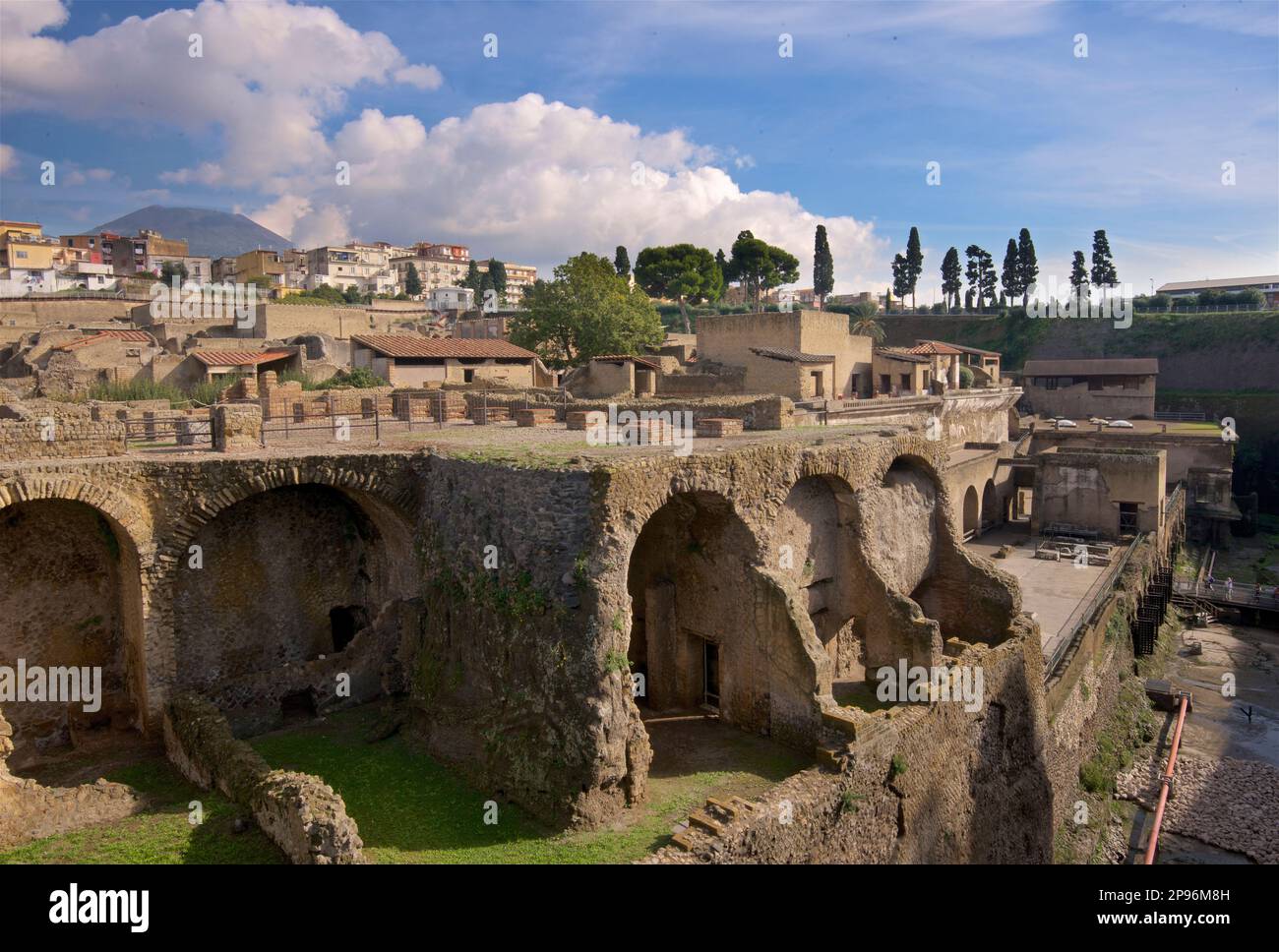 Herculanum découvert. Herculanum a été enterré sous la cendre ...