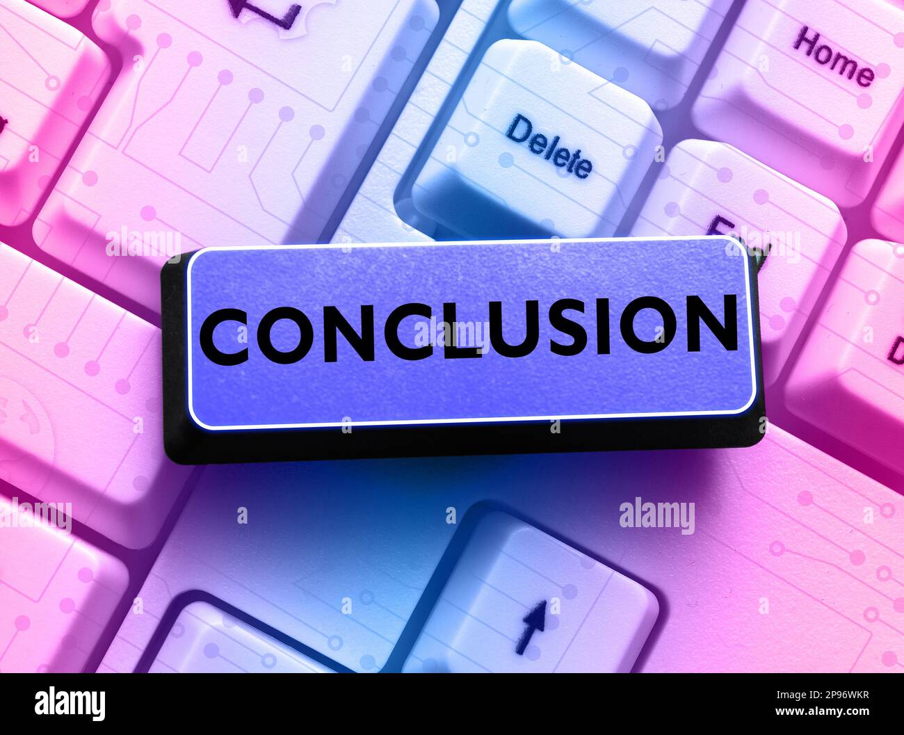 Écriture affichant la conclusion du texte. Présentation de l'entreprise ...