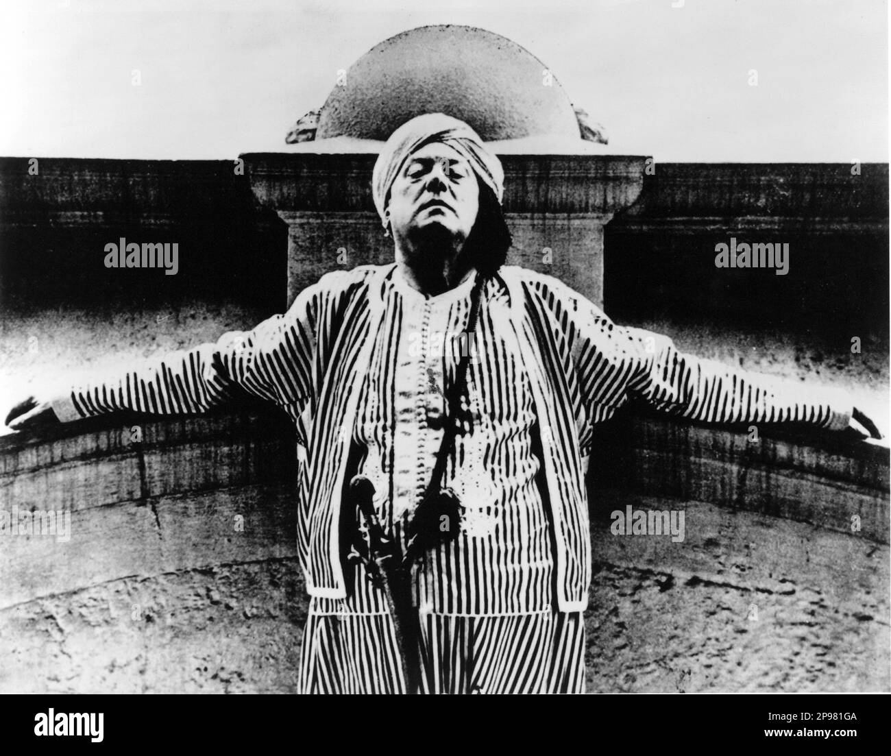 Le sataniste britannique, occultiste, philosophe , mystique , poète ...