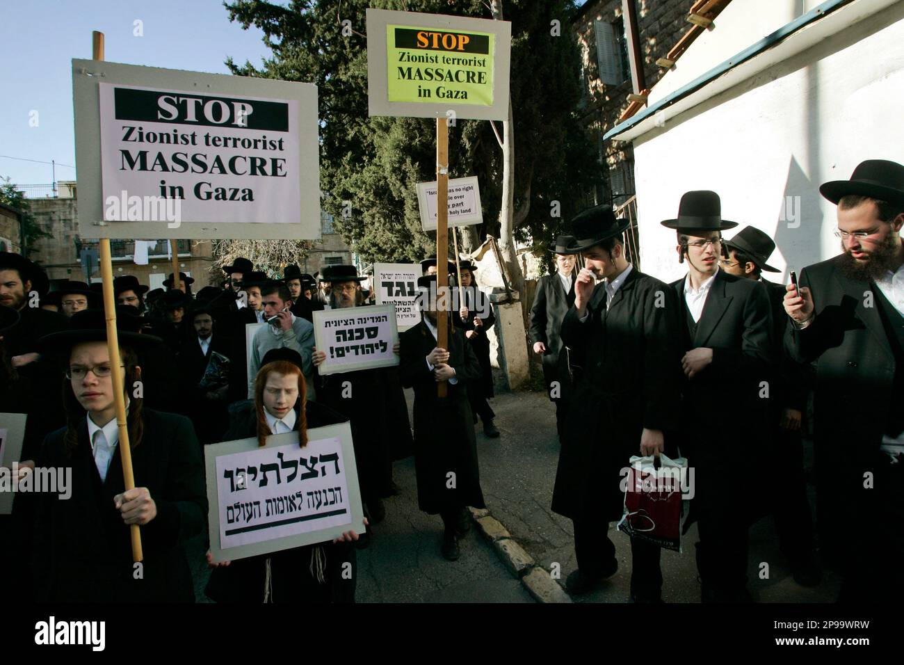 Orthodox Jews from the Naturei Karta group march through the streets of ...
