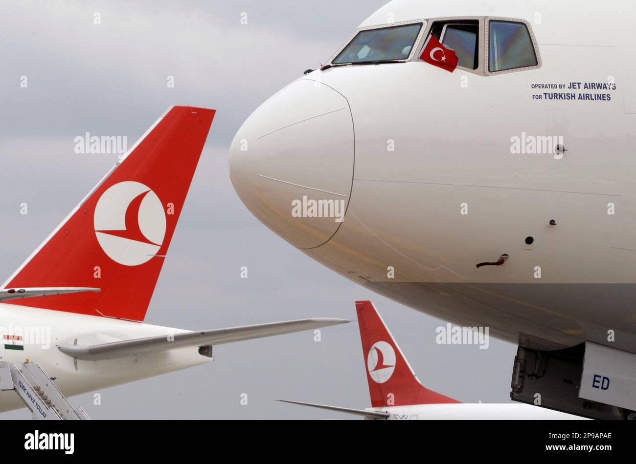 Turkish Airlines' one of two new Boeing 777-300 ER aircraft, right ...