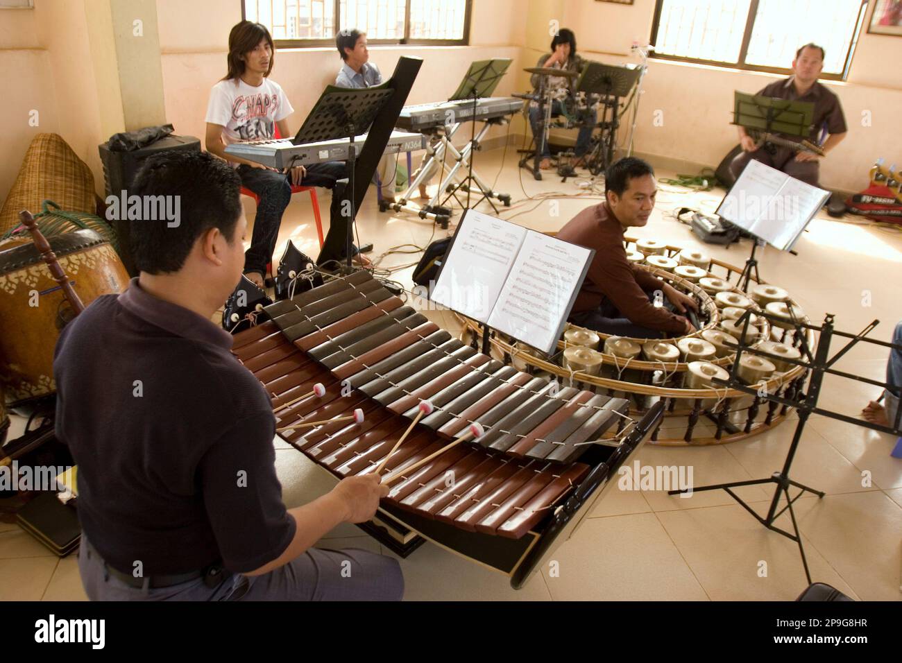 ** FILE ** In this Jan. 17, 2007 file photo, Cambodian musicians play ...
