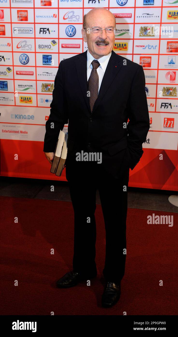 Der deutsche Regisseur Volker Schloendorff posiert am Donnerstag, 23 ...