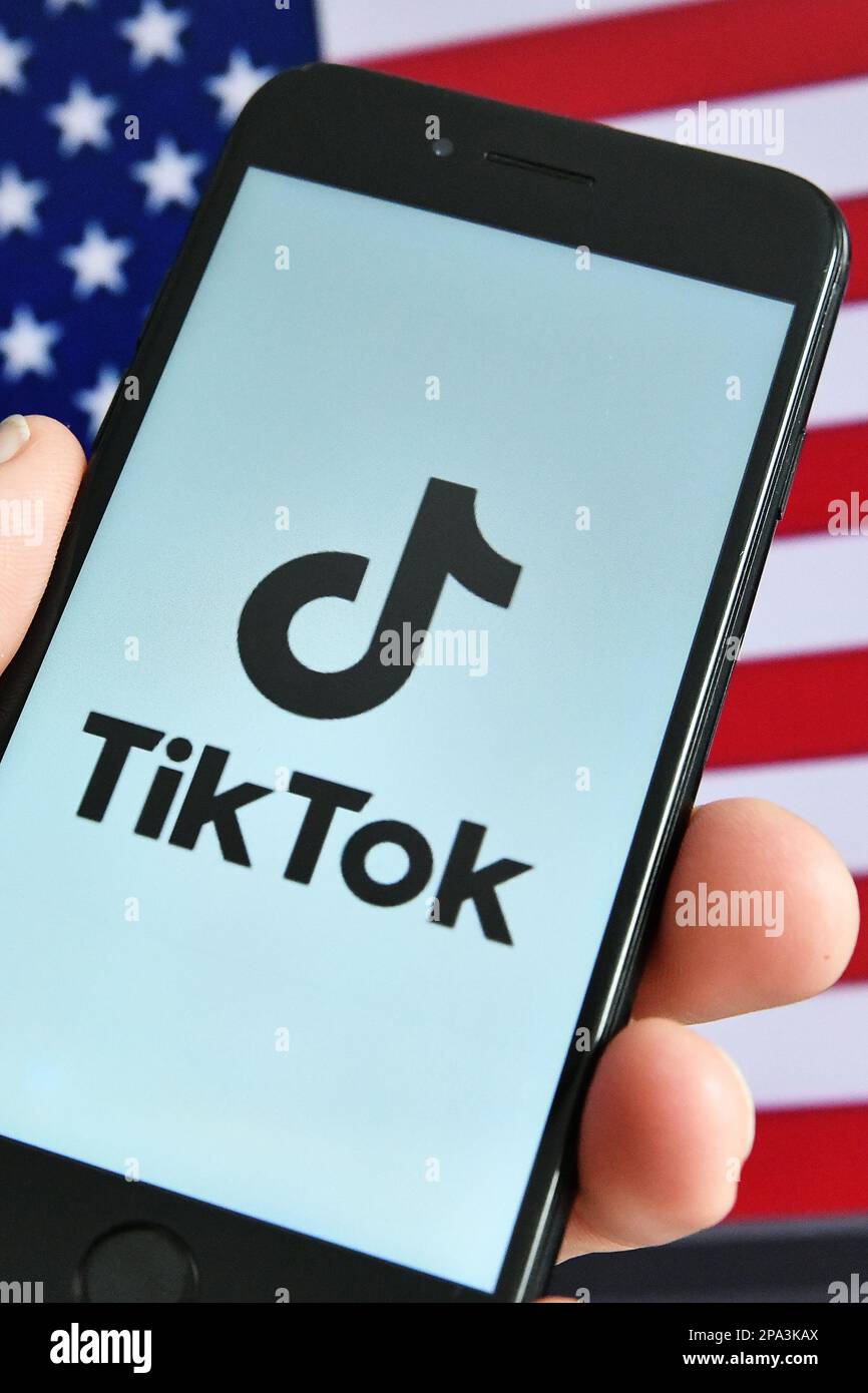 Le logo de l'application mobile TikTok de la société ByteDance est ...