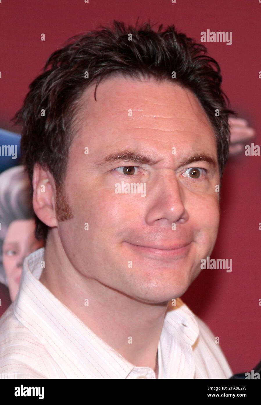 ** ARCHIV ** Der Schauspieler und Komiker Michael 'Bully' Herbig posiert am Montag, 1. Oktober ...