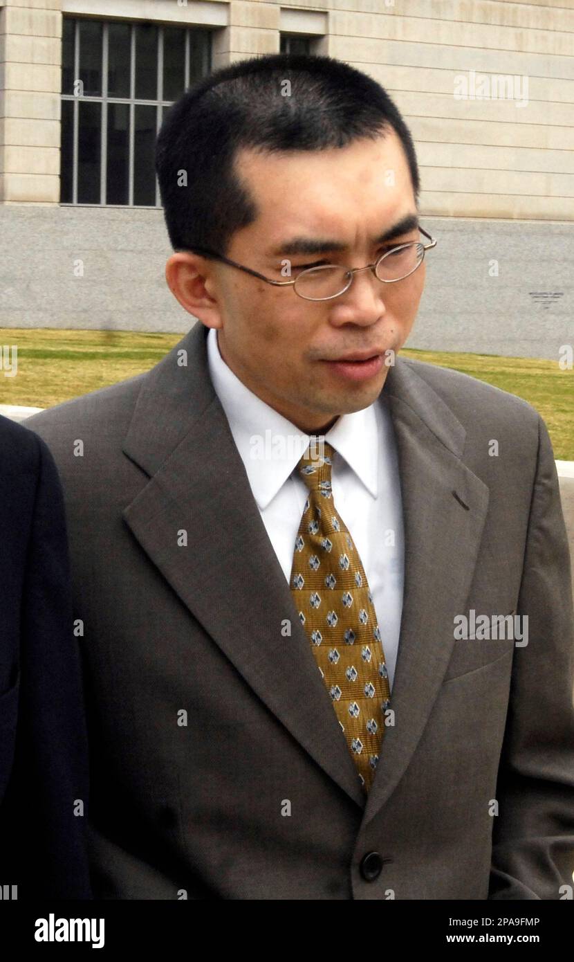 Patrick Chan , a neurosurgeon from Searcy, Ark., leaves the Little Rock ...