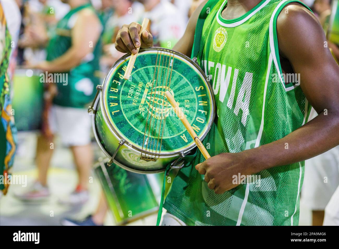 Les tambours de l'école de samba de l'Império da Tijuca - 04 février ...