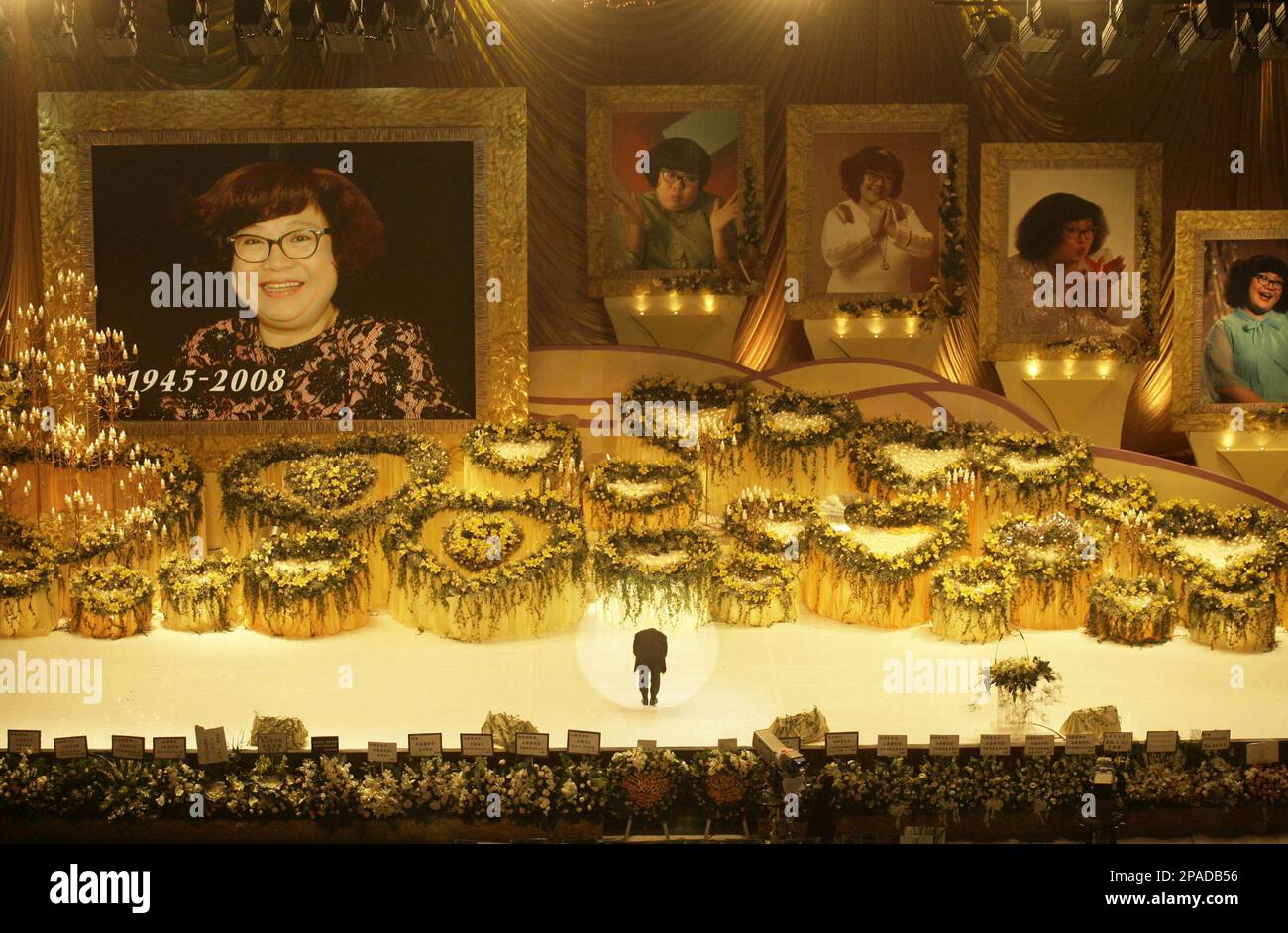 Hong Kong actor Eric Tsang farewell to the late actress Lydia Sum, a ...