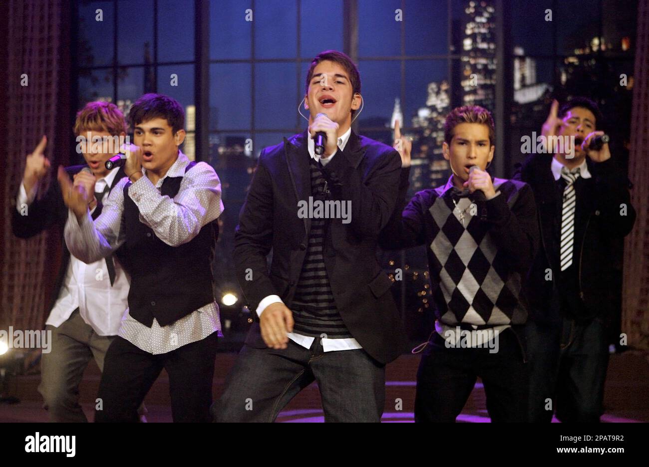 Members of the newly re-formed Latin boy band Menudo, from left, Jose ...