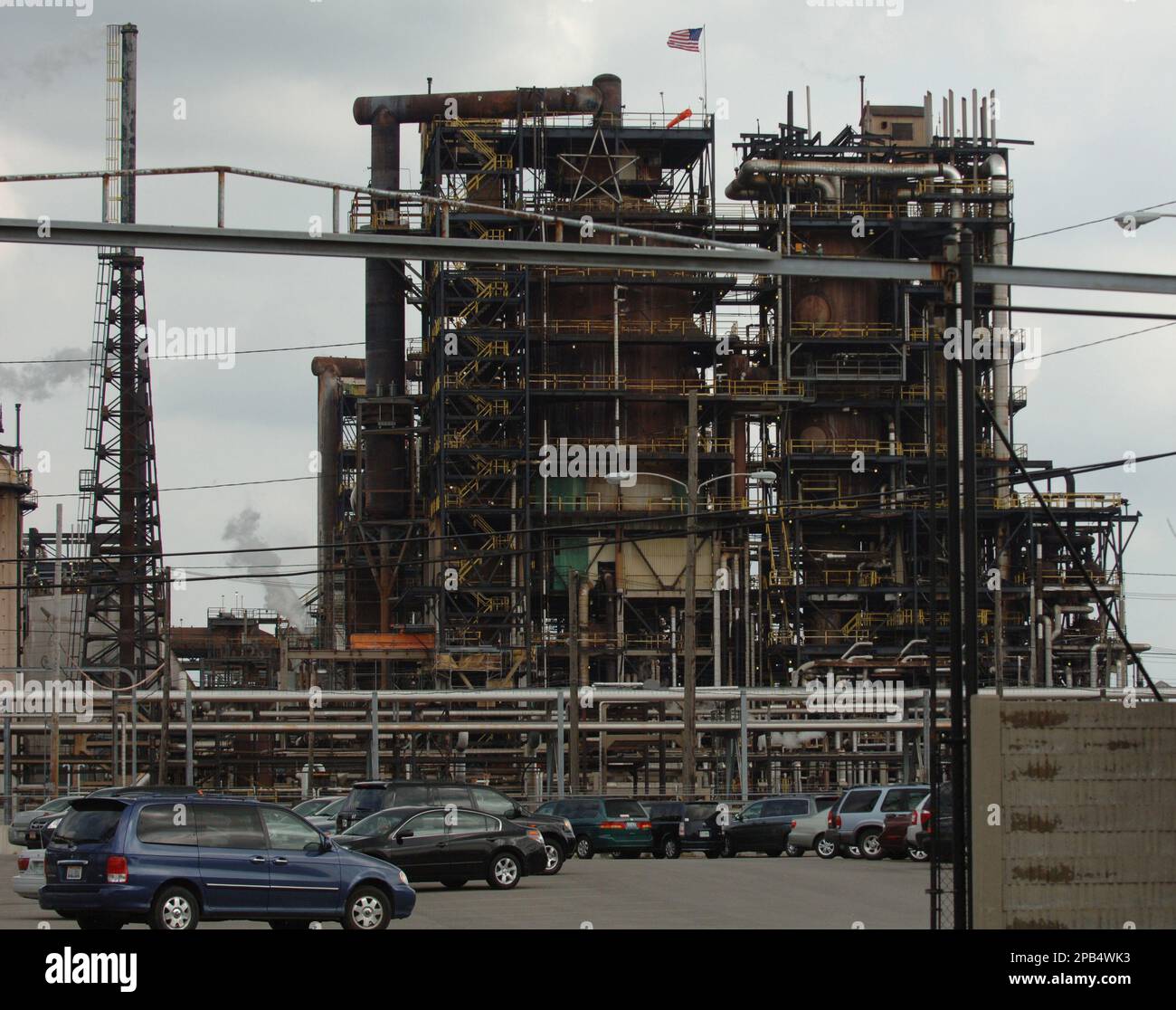 The BP Refinery in Whiting, Ind. photographed Friday, Sept. 7, 2007 ...