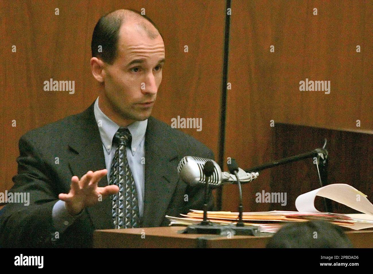 Los Angeles Sheriff's Department criminalist and firearms expert James ...