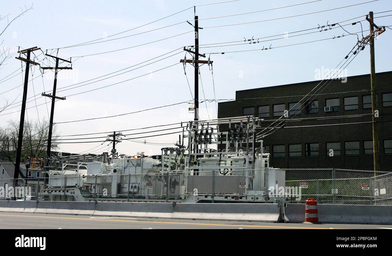 ** ADVANCE FOR SUNDAY, MAY 27 ** A self-contained portable electric ...